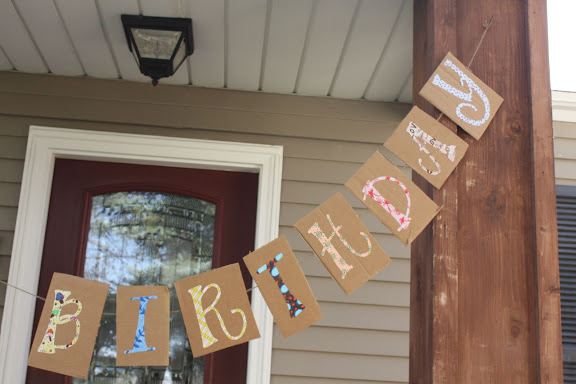 DIY Happy Birthday Sign- The Red Headed Hostess